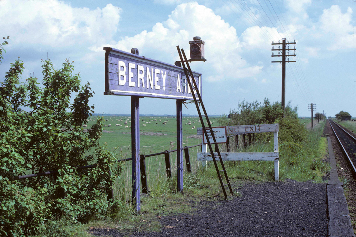 Gallery-Wherry-BerneyArms – The Railway Correspondence & Travel Society